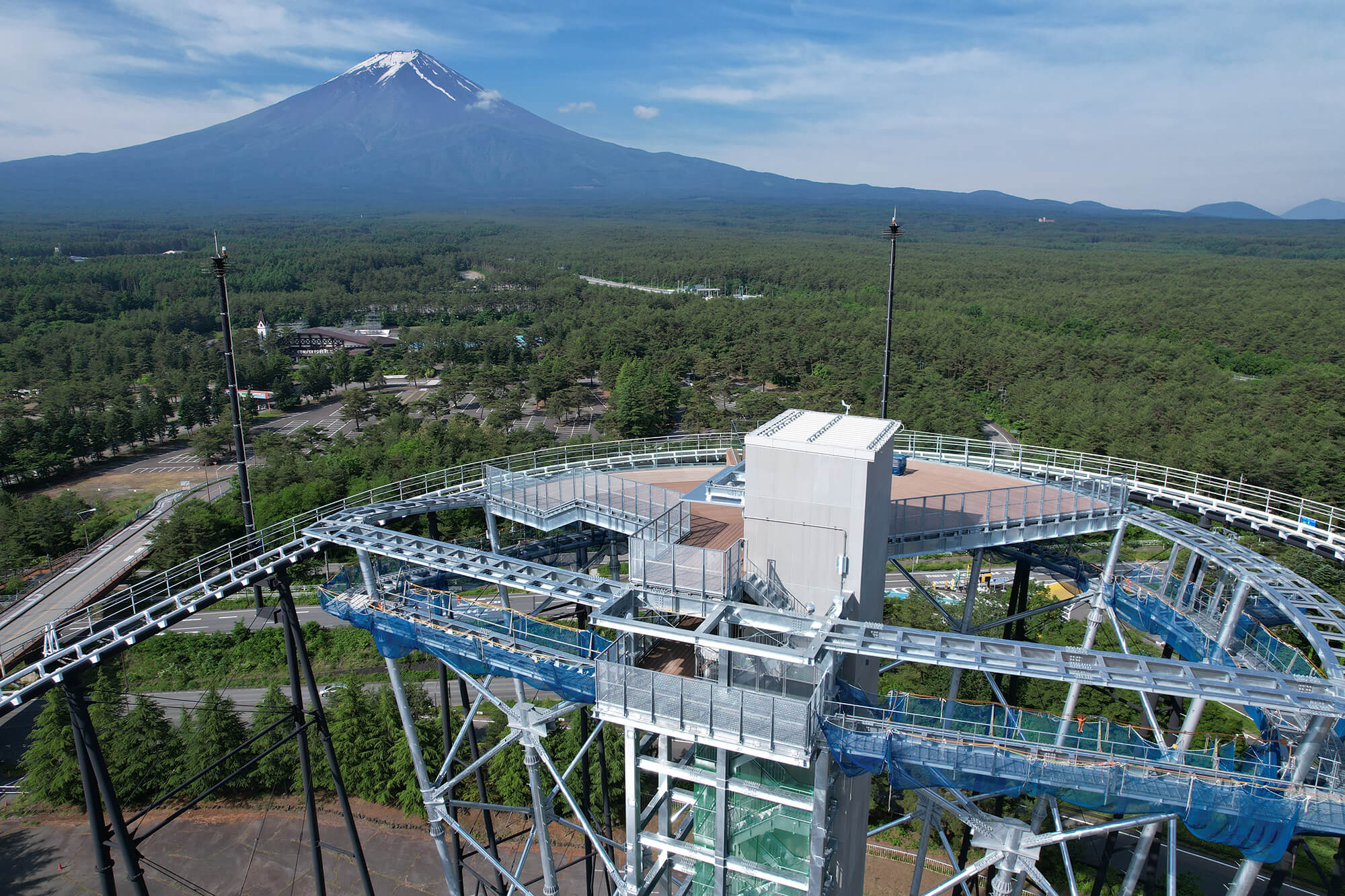 【写真】富士急「FUJIYAMA」の絶景が誰でも楽しめる「FUJIYAMAタワー」誕生｜あとなびマガジン
