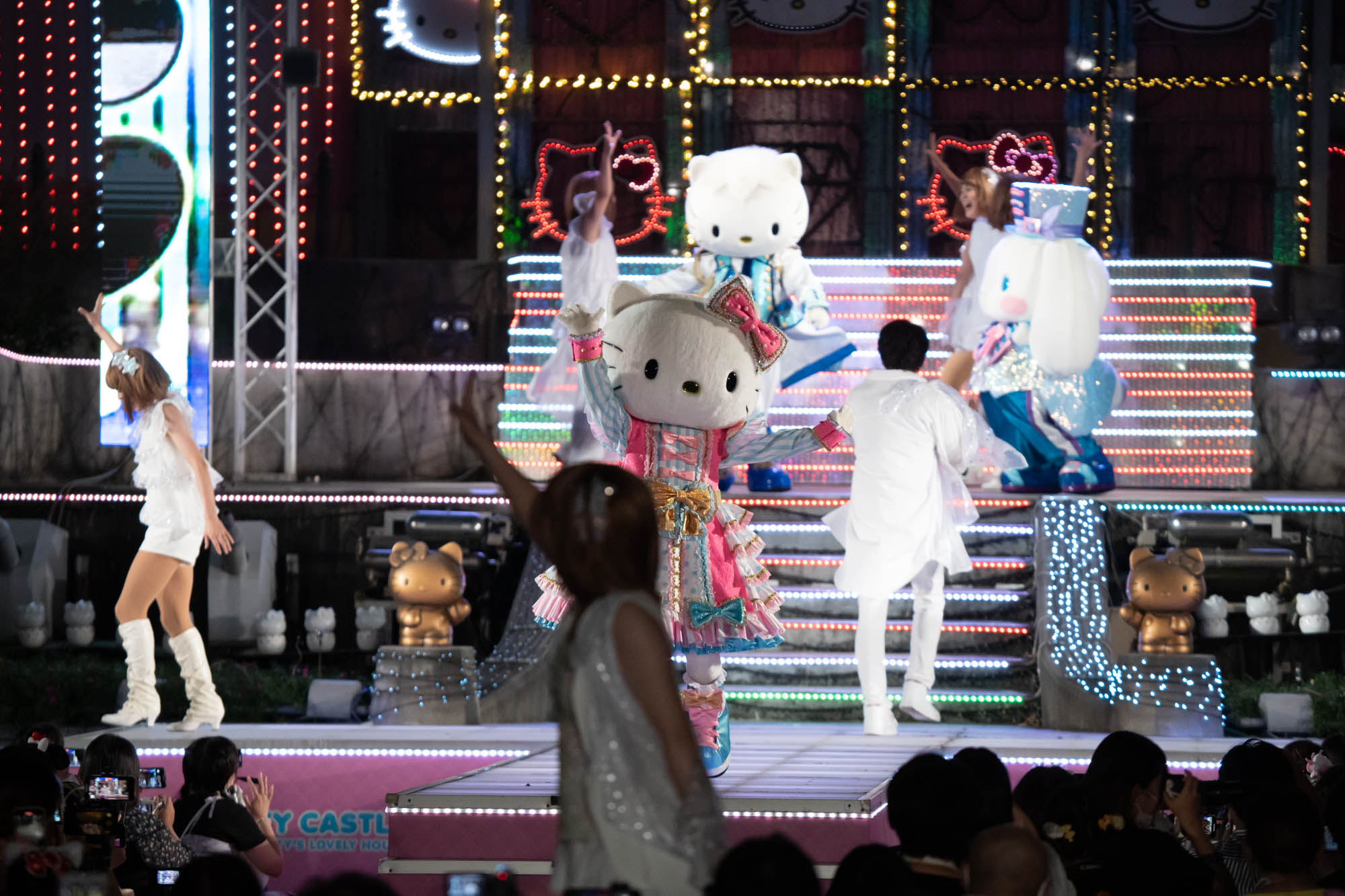 【写真】ハーモニーランド新作ナイトショー「FUN×FAN Night Show GIVE YOU♡」スタート｜あとなびマガジン