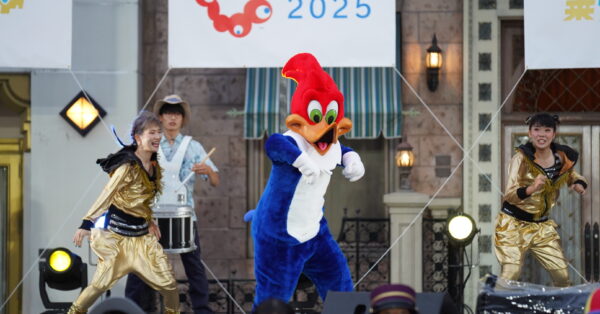 【写真】USJ、75名の特別ショー 大阪・関西万博1000日前スペシャルパフォーマンス公演｜あとなびマガジン