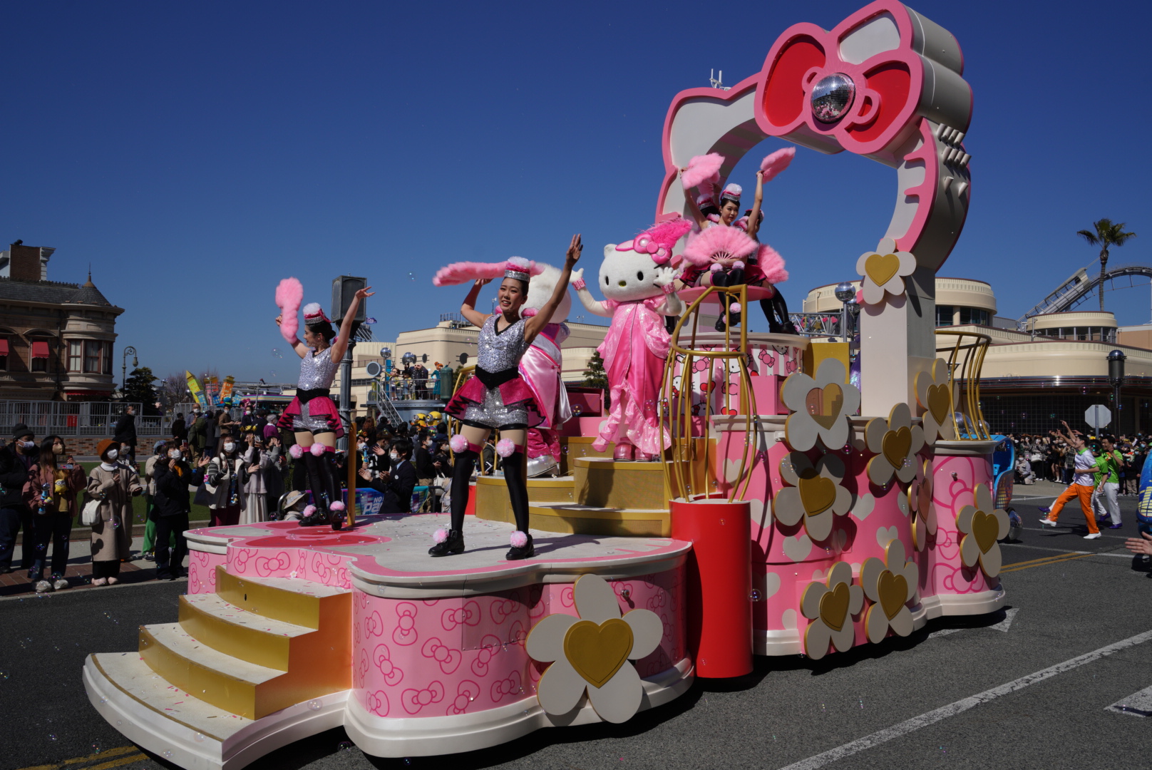 USJ 新パレードで7つのIPとコラボした理由、任天堂＆ポケモンとの今後のコラボは 部長インタビュー｜あとなびマガジン