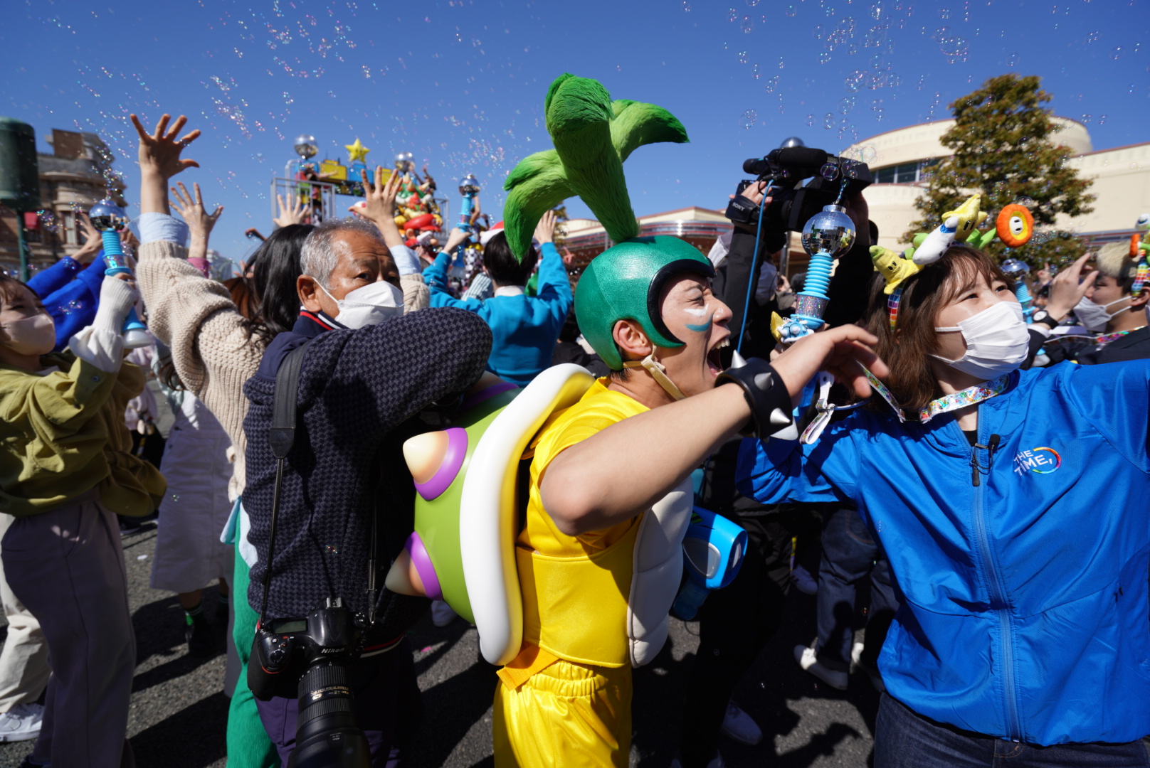 USJ 新パレードで7つのIPとコラボした理由、任天堂＆ポケモンとの今後のコラボは 部長インタビュー｜あとなびマガジン