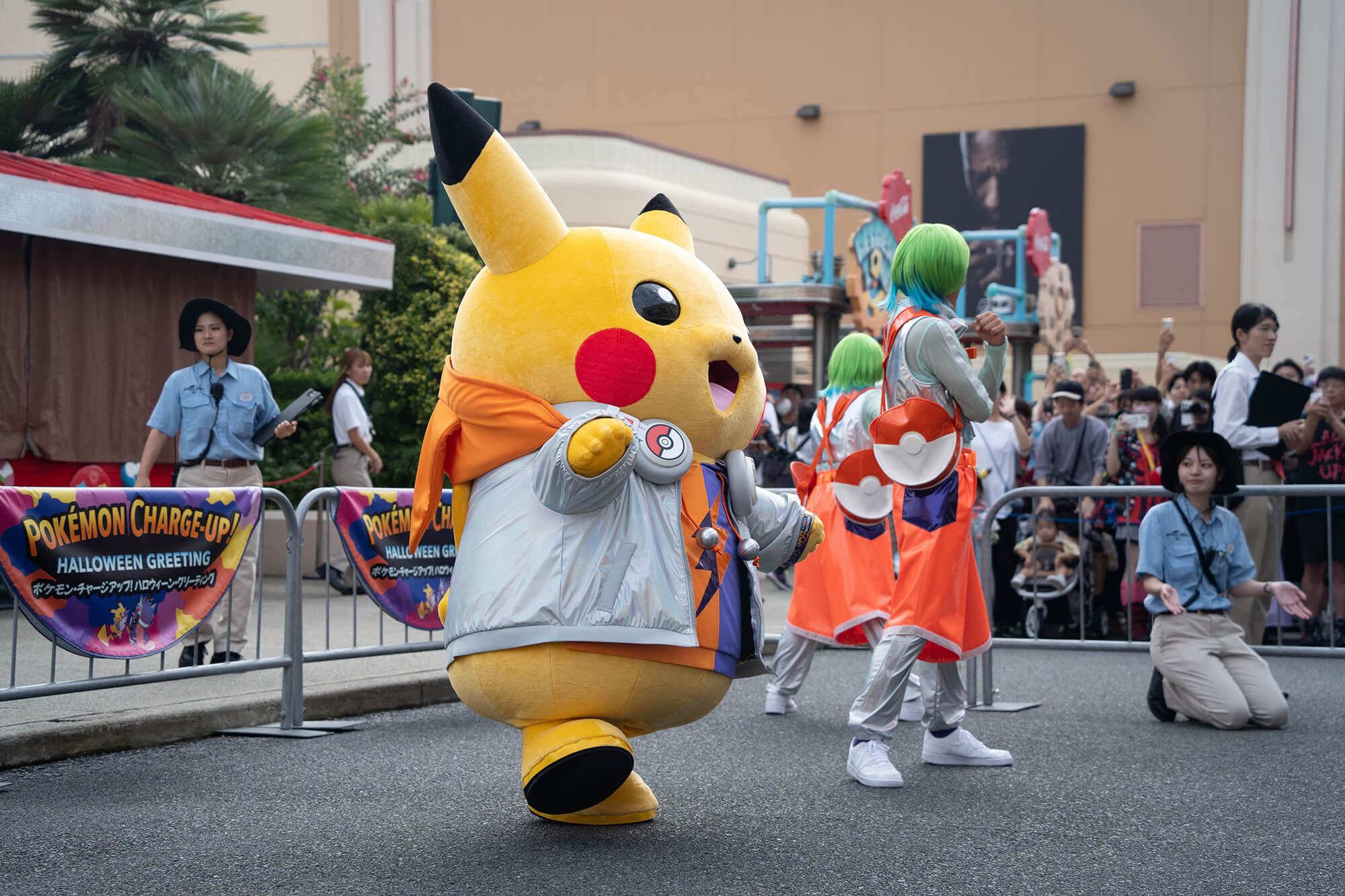 USJでポケモン 初グリーティング DJピカチュウやゴーストポケモンが登場｜あとなびマガジン