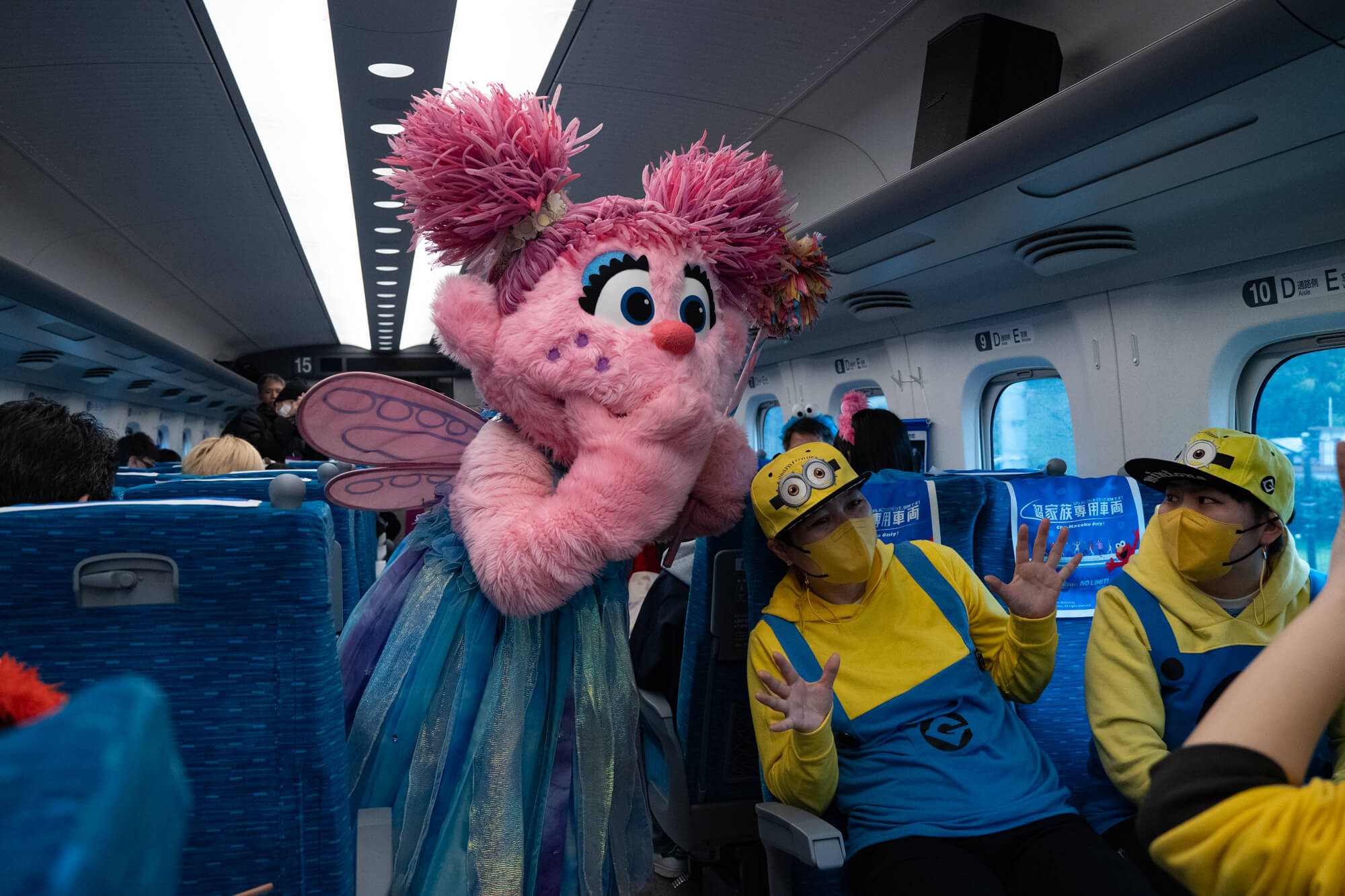 【写真】USJ、CSRスローガンをリニューアル チャリティTシャツ発売決定｜あとなびマガジン