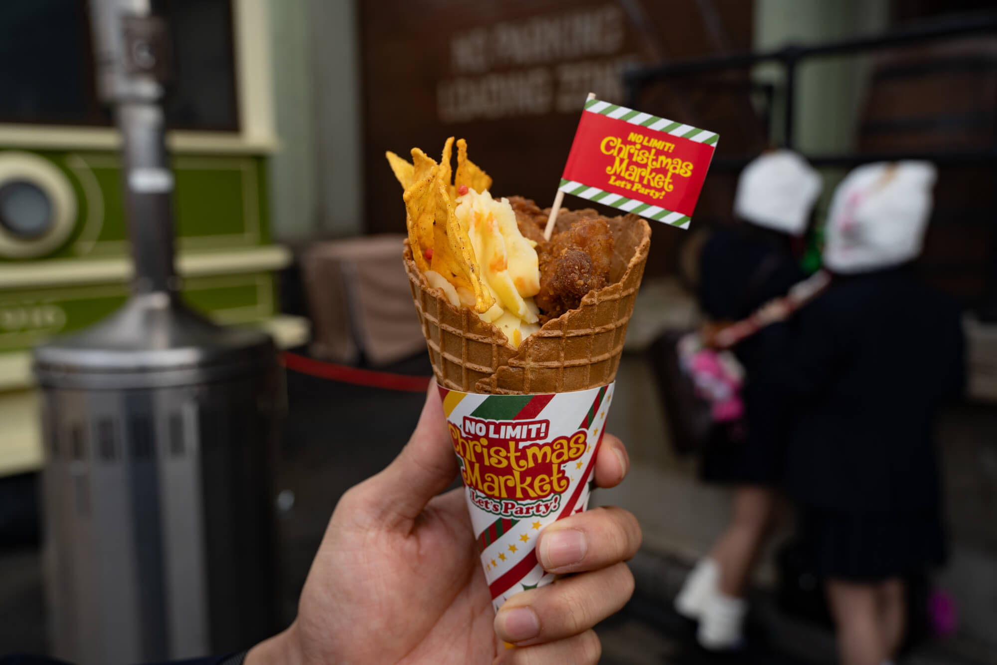 年間入園者数USJが日本一に 2022年テーマパーク入園者数をTEAが報告｜あとなびマガジン